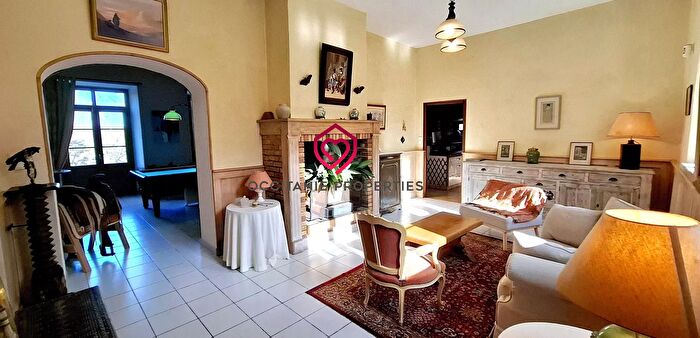 Maison à vendre - Foix - 9 pièces - 4 chambres