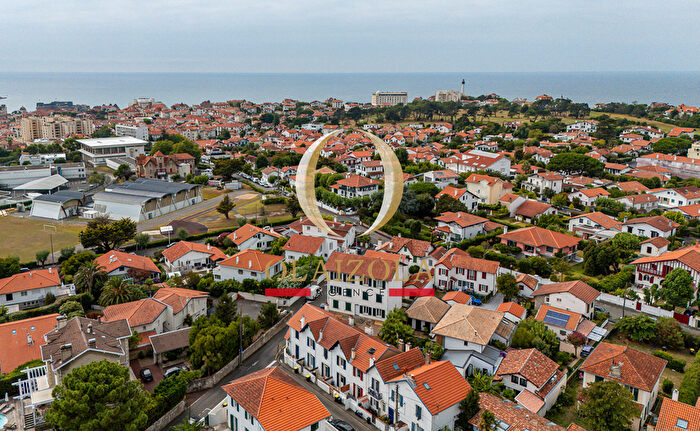 Maison 4 pièces à vendre - Biarritz, Saint-Charles, Phare, Larochefoucauld