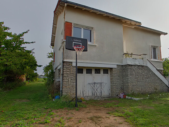 Châtellerault, Nord Ouest - Maison 4 pièces à vendre