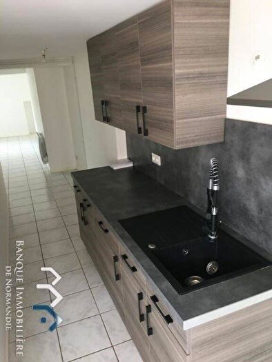 Appartement 3 pièces à Centre Ville, Falaise, à louer