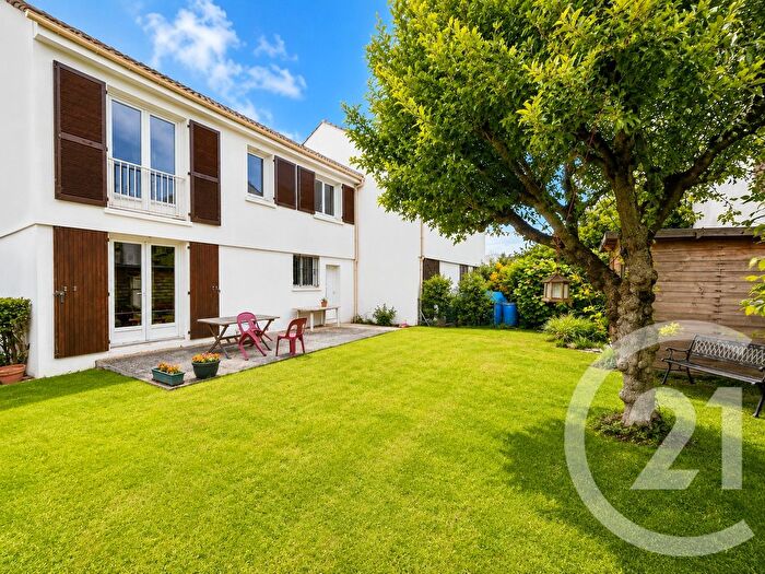 Beaumont-sur-Oise : Maison 5 pièces à vendre