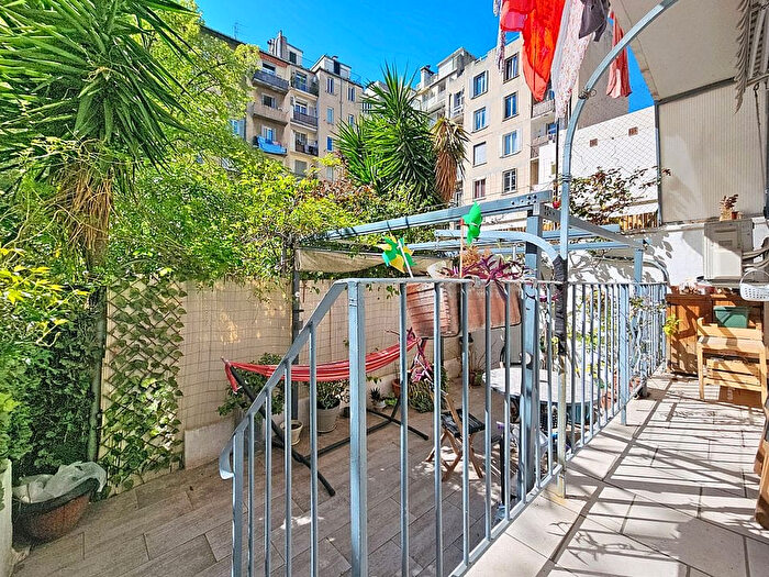 Marseille 4ème, Cinq Avenues - Appartement 3 pièces à vendre