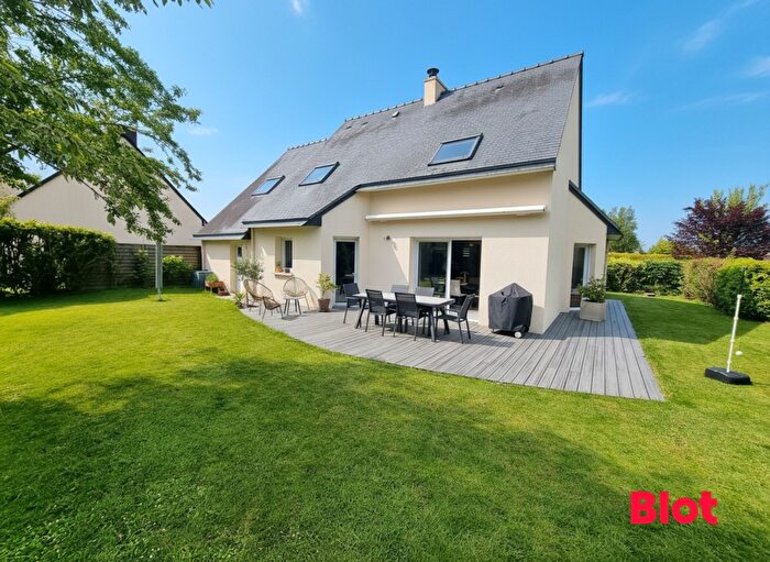 Maison 7 pièces à Langan, à vendre
