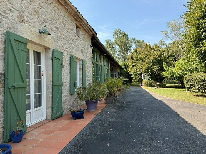 Maison 8 pièces à Moirax, à vendre