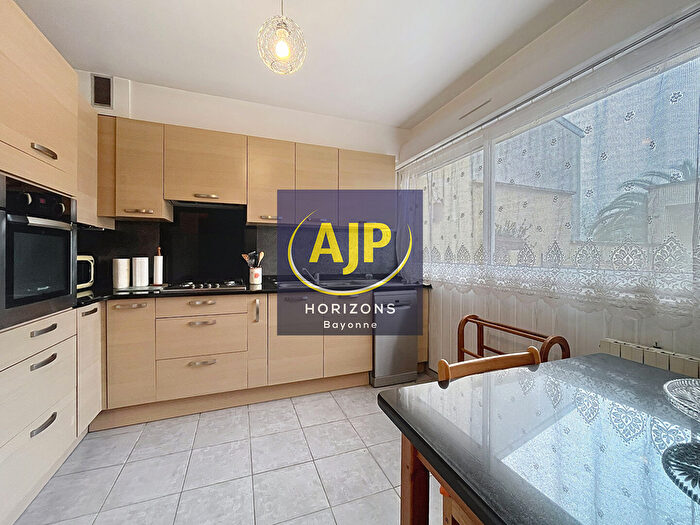 Maison à vendre - BayonneBayonaBaiona, Sainte-Croix - 4 pièces - 3 chambres