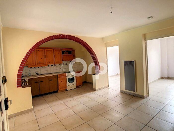 Appartement à louer - La Feuillade - 3 pièces - 2 chambres