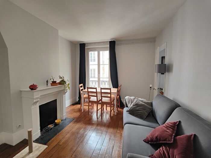 Appartement à louer - Paris e , Breteuil - 2 pièces - 1 chambre