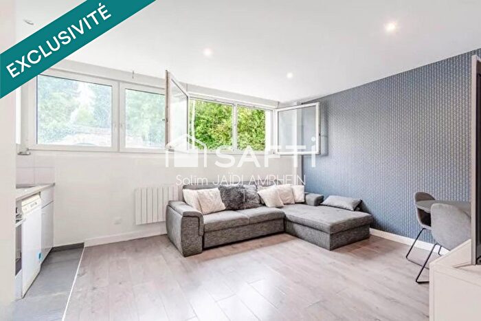 Appartement à vendre - Villiers-sur-Marne, Les Stades - 2 pièces - 1 chambre