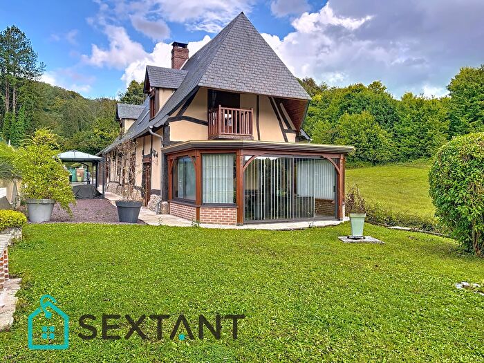 Maison à vendre - Saint-Saëns - 6 pièces - 3 chambres