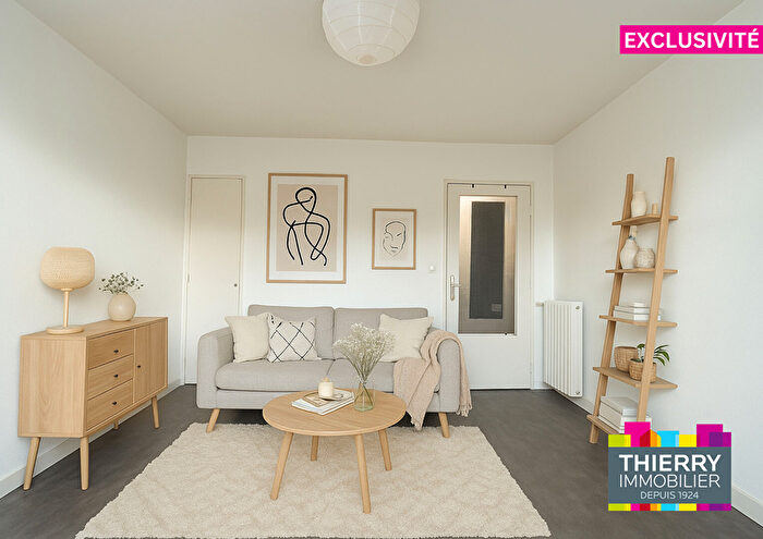 Appartement à vendre - Quartiers Sud-Est, Francisco Ferrer - 1 pièce