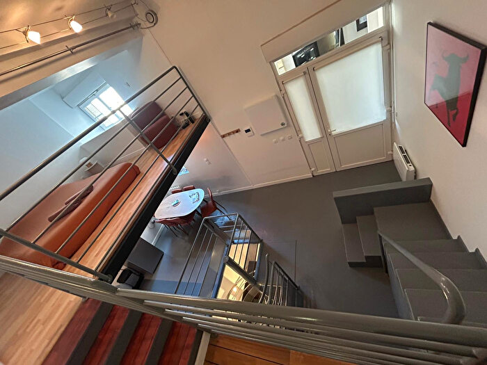 Appartement à vendre - Reims, Centre-ville - 4 pièces - 3 chambres