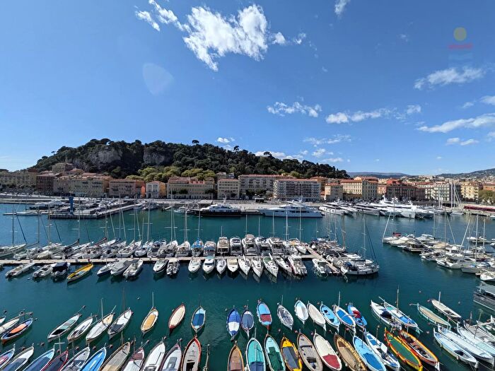 Appartement à vendre - Nice, Le Port - 3 pièces - 2 chambres