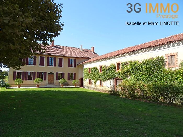 Maison 12 pièces à vendre à Le Frêche