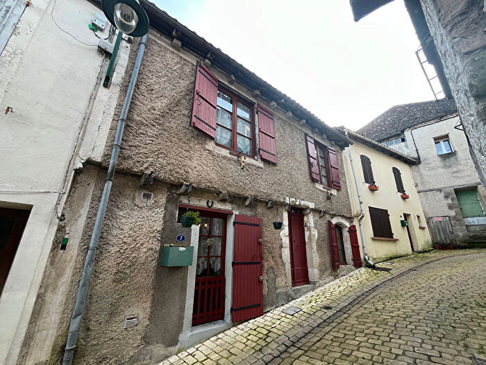 Maisons à vendre et appartements à louer - 1