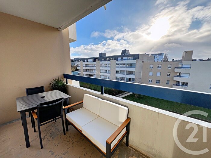 Appartement 2 pièces à vendre - Quartiers Ouest, Bourg lEvesque