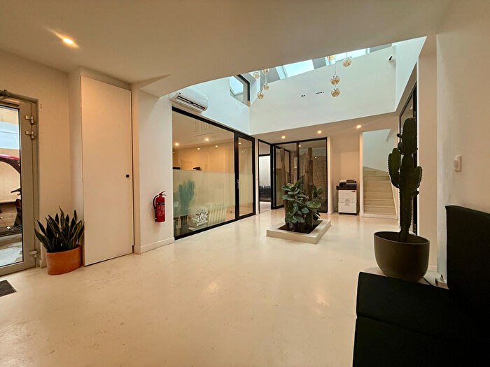 Appartement à vendre - Reims, Centre-ville - 6 pièces - 4 chambres