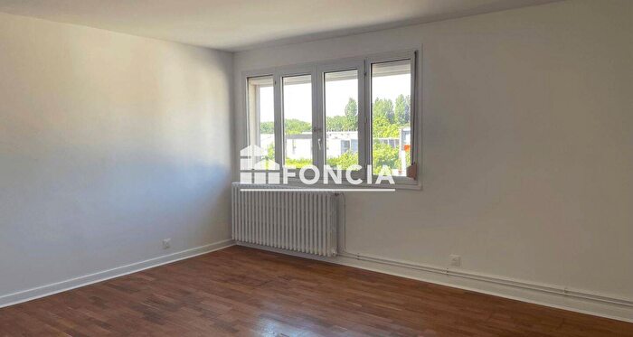 Le Perray, Sainte-Geneviève-des-Bois : Appartement 2 pièces à louer
