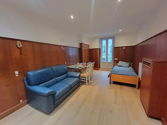 Appartement à louer - Nevers, Cathédrale, Jonction - 1 pièce - 1 chambre
