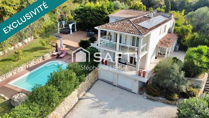 Maison à vendre - Mougins, Font Neuve, Saint-Basile, Fontmerle, Nartassière - 5 pièces - 3 chambres