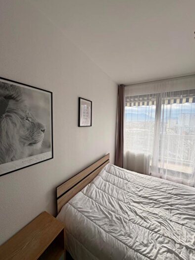 Appartement à louer - Grenoble, Eaux-Claires, Mistral - 1 pièce