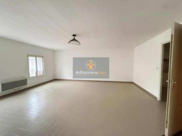 Appartement à louer - Apt - 3 pièces - 2 chambres