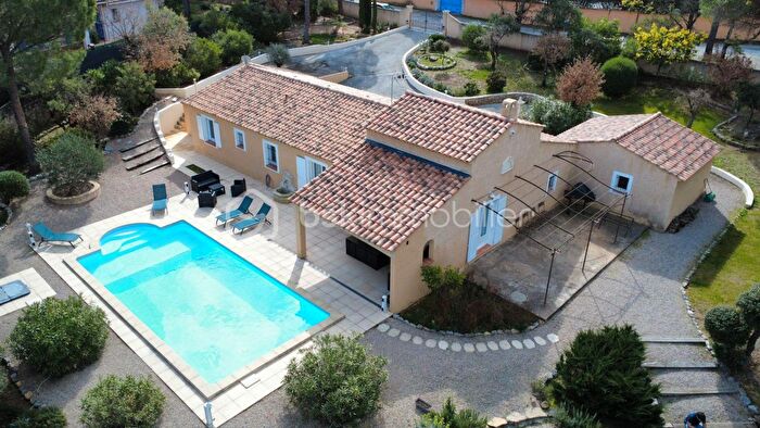 Maison à vendre - Vidauban - 4 pièces - 3 chambres