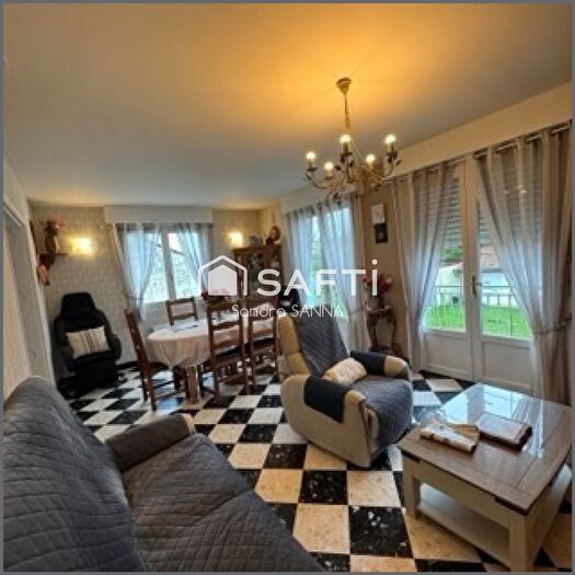 Maison à vendre - Rue - 6 pièces - 4 chambres