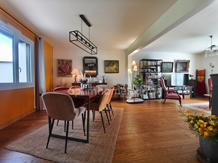 Maison 7 pièces à Meslay, à vendre