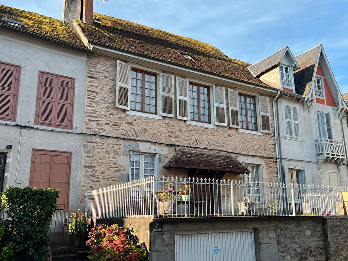 Maison à vendre - Coussac-Bonneval - 5 pièces - 4 chambres