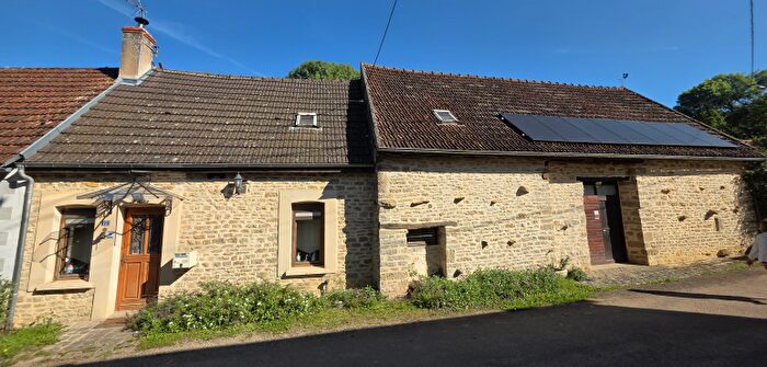 Maison à vendre - Charigny - 7 pièces - 3 chambres