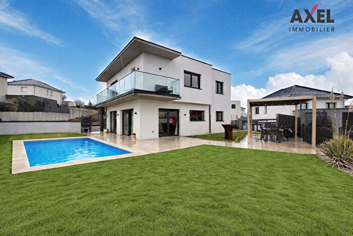 Maison à vendre - Hagenthal-le-Haut - 5 pièces - 4 chambres