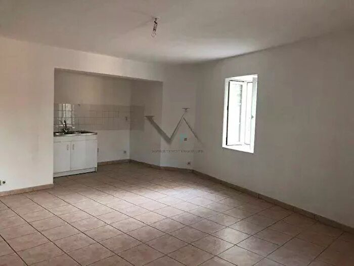Appartement à louer - Viviers - 2 pièces - 1 chambre