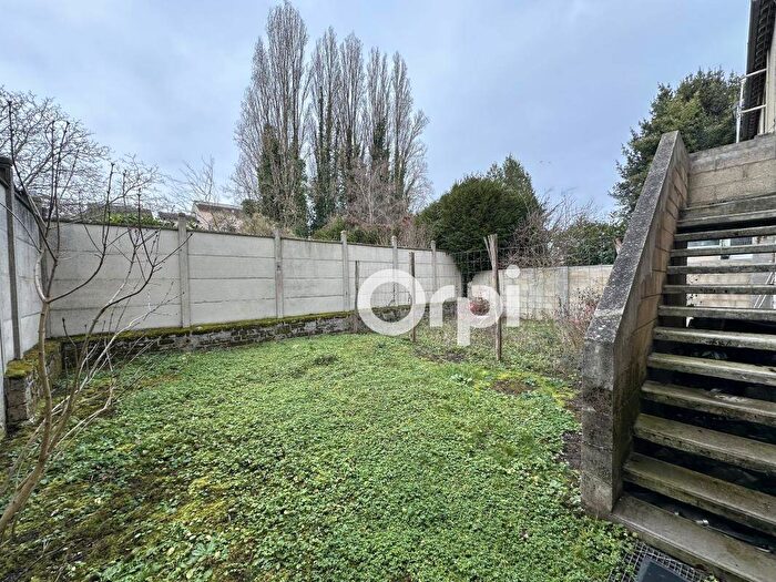 Appartement à louer - Saint Waast, Soissons - 2 pièces - 1 chambre