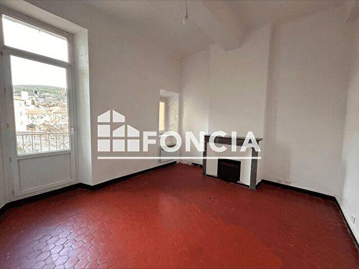 Centre Ancien, Draguignan : Appartement 3 pièces à louer