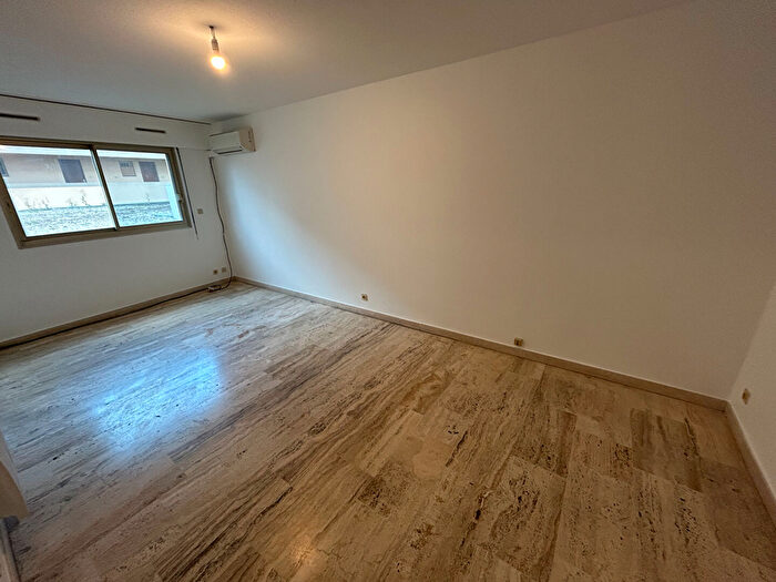 Appartement à vendre - Six-Fours-les-Plages, Roumagnan, Talian, Audibert, Verger - 2 pièces - 1 chambre