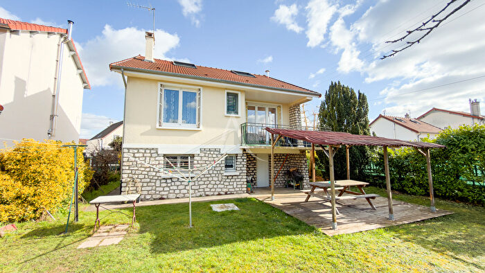Maison à vendre - Vigneux-sur-Seine, Gabriel Péri, Ecoles - 5 pièces - 3 chambres
