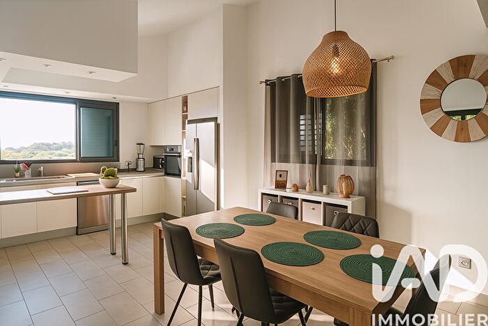 Maison à vendre - Saint-Paul, Bois de Nèfles - 4 pièces - 3 chambres