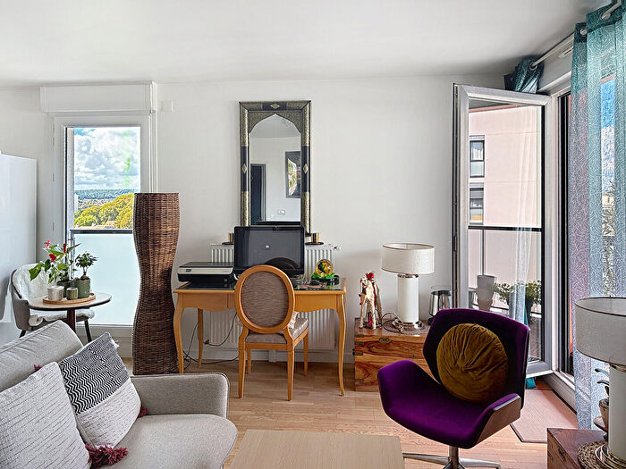 Appartement à vendre - Fresnes, Centre-ville - 3 pièces - 2 chambres