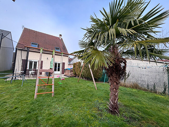 Maison à vendre - Faremoutiers - 6 pièces - 5 chambres