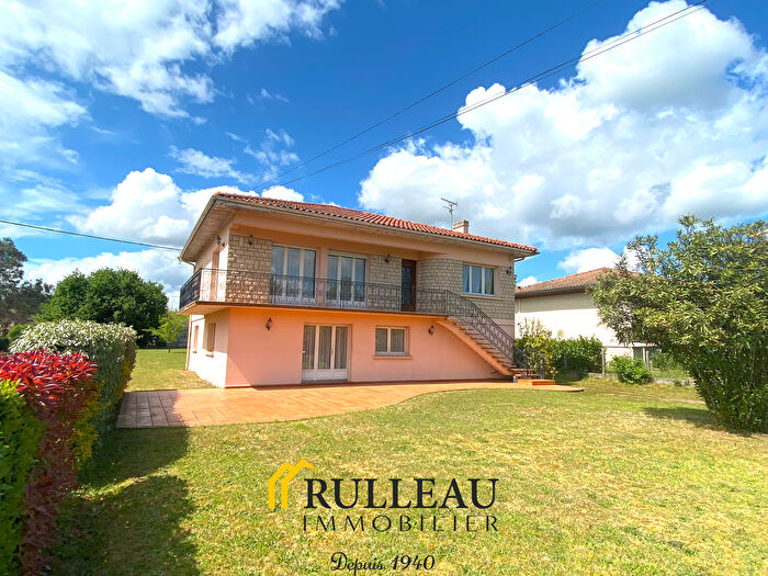 Maison à vendre - Saint-André-de-Cubzac - 7 pièces - 6 chambres