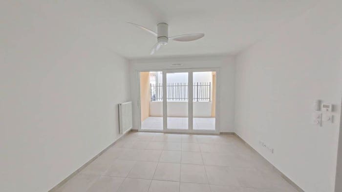 Appartement 3 pièces à louer - Carei-Monti, Menton