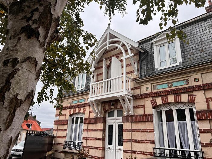 Maison à vendre - Lacroix-Saint-Ouen - 7 pièces - 5 chambres