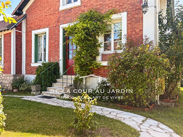 Maison 5 pièces à vendre à Bougival