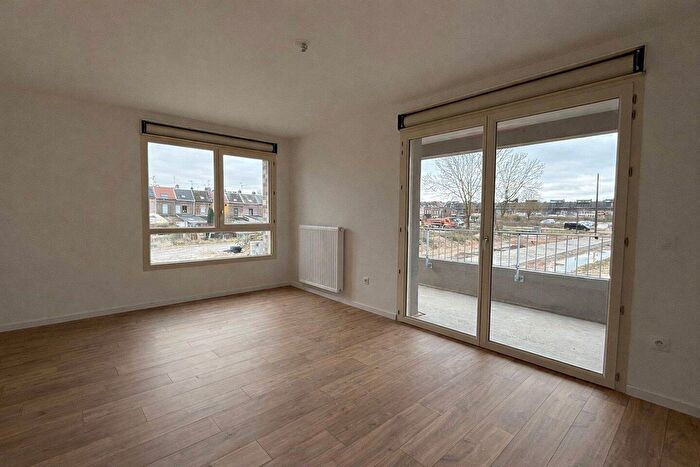 Appartement à louer - Sainte Anne-Faubourg, Amiens - 2 pièces - 1 chambre