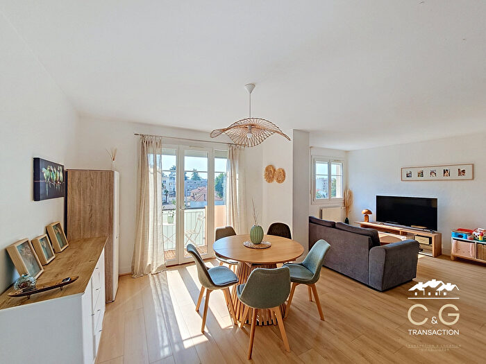 Billère, Californie, Lons : Appartement 4 pièces à vendre