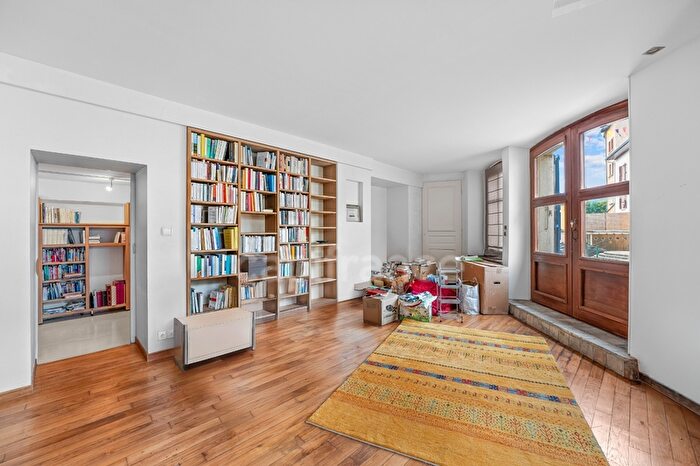 Maison à vendre - Gex - 10 pièces - 5 chambres