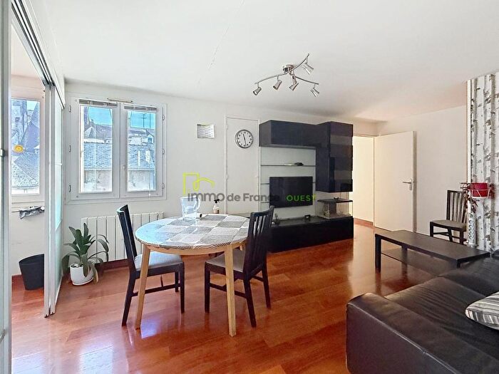 Appartement 4 pièces à Laval, Hilard, à vendre