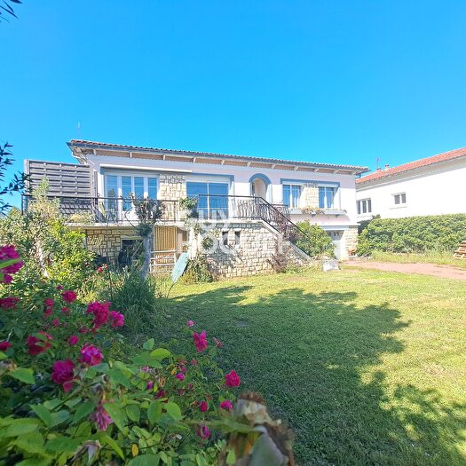 Maison 8 pièces à vendre - Surgères