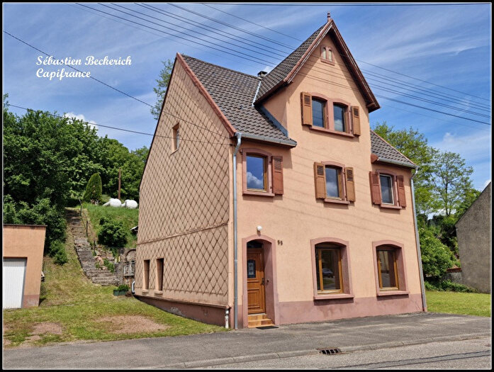 Maison 8 pièces à Breidenbach, à vendre