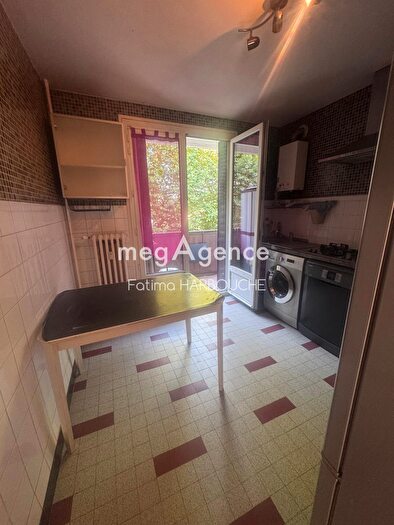 Appartement 3 pièces à vendre - Le Chambon-Feugerolles, Centre-ville, Gare